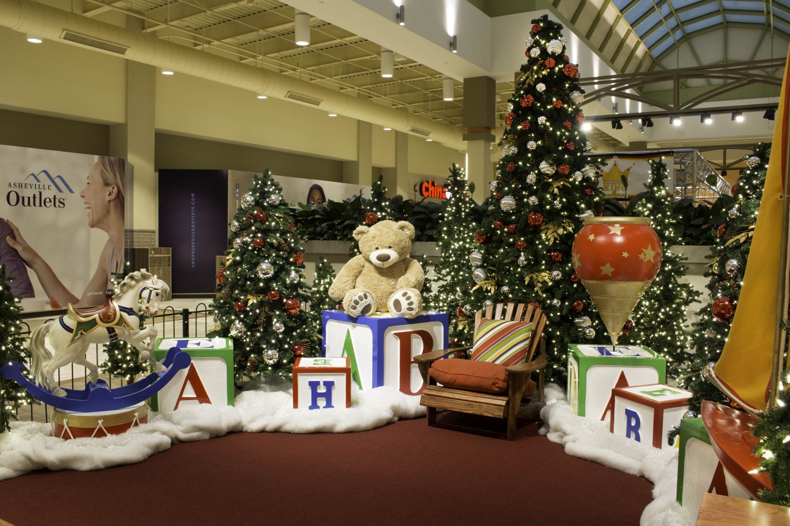 How Mohawk Global Logistics Helps Downtown Decorations Deliver the ...